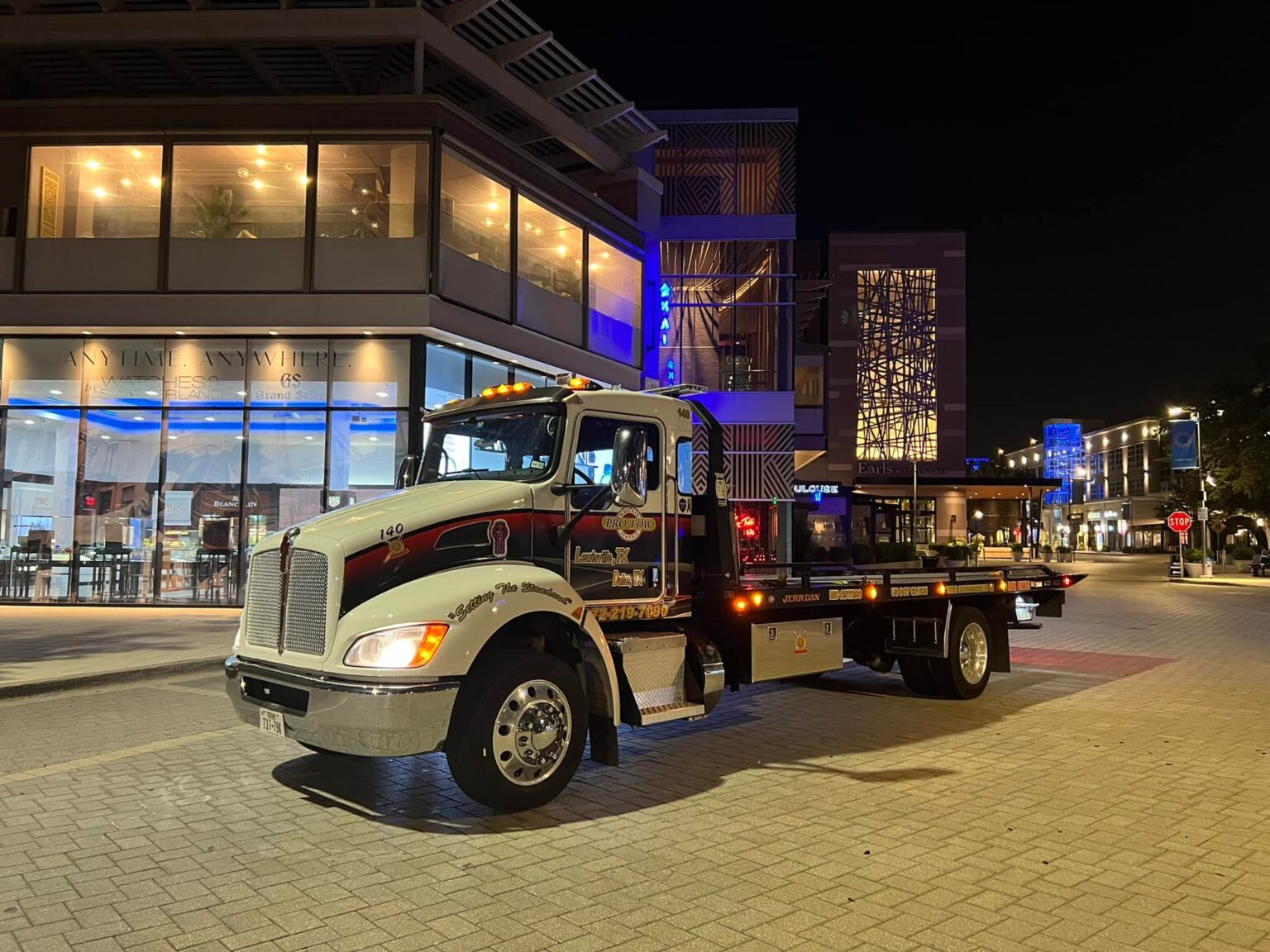 24-Hour Roadside Assistance, Wrecker Services | Lewisville, TX | Pro ...